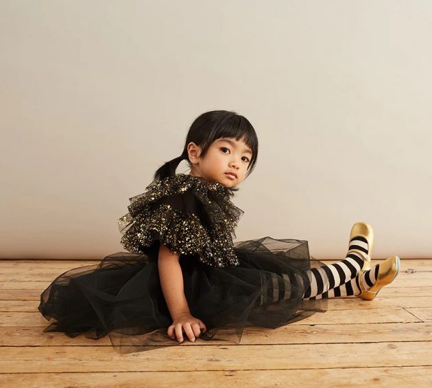 Black & Gold Sparkle Cape - Bubbleeboo